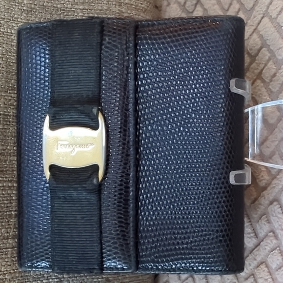 Salvatore Ferragamo | Bags | Ferragamo Vara Lizard Wallet Black Gold ...